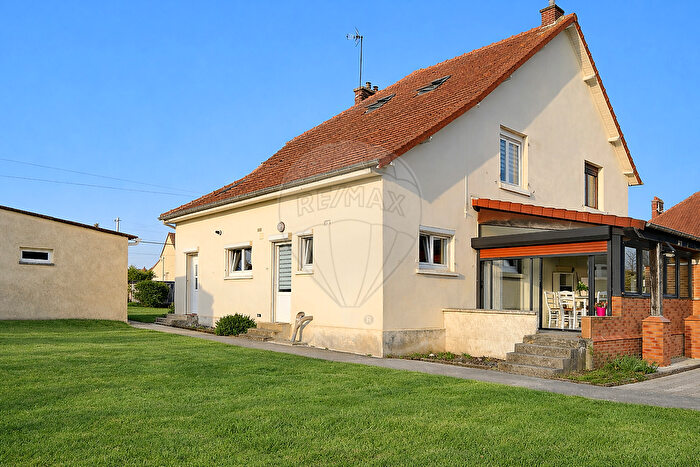 Maison à vendre - Crépy-en-Valois, Malraux - 5 pièces - 3 chambres