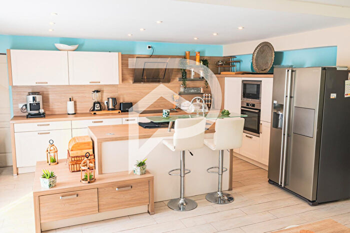 Maison à vendre - Saint-Germain - 6 pièces - 4 chambres