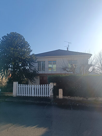 Maison à vendre - Vierzon, Centre-ville - 4 pièces - 3 chambres