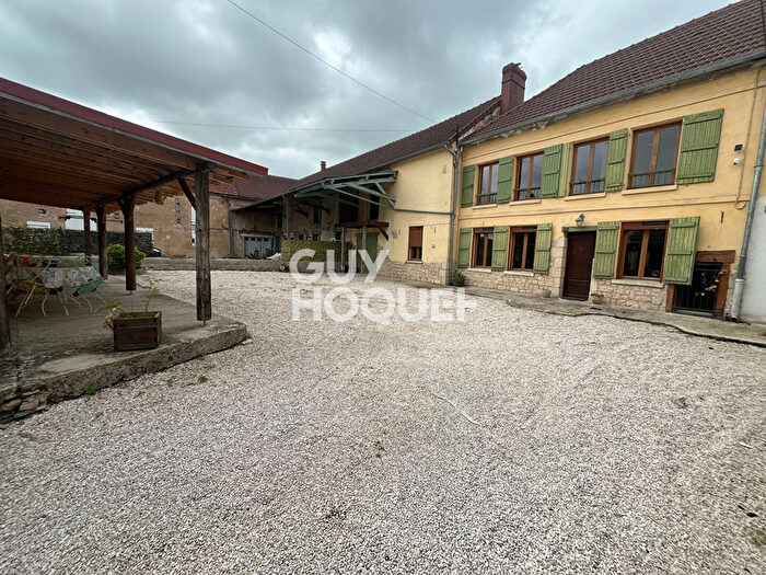 Maison 8 pièces à Fère-en-Tardenois, à vendre