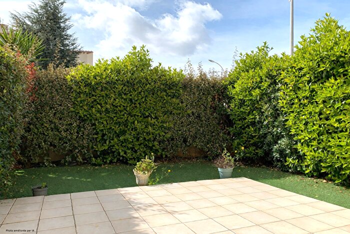 Appartement à louer - Perpignan, Clos-Banet - 3 pièces - 2 chambres