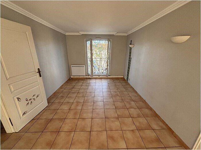 Appartement à louer - Centre Ville-Louis Blanc, Ales - 3 pièces - 2 chambres