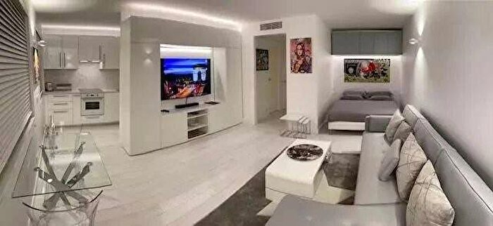 Appartement à louer - Saint Philippe du Roule, Paris ème arrondissement - 1 pièce