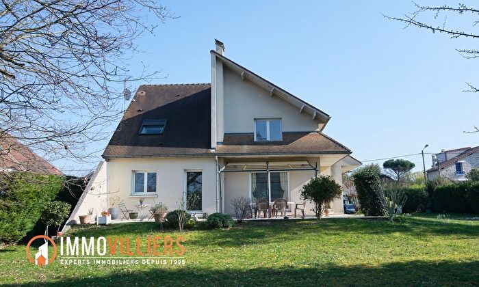 Maison à vendre - Villiers-sur-Marne, Le Bois de Gaumont - 8 pièces - 4 chambres