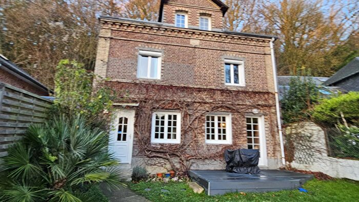 Maison à vendre - Saint-Laurent-de-Brèvedent - 8 pièces - 4 chambres