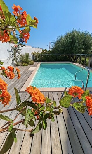 Roquebrune-sur-Argens, Les Terrasses : Appartement 4 pièces à vendre