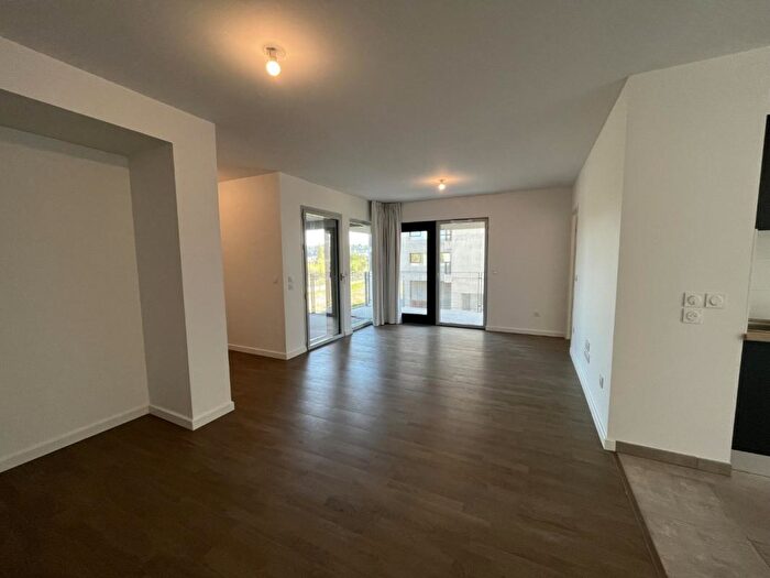 Appartement à louer - Bordeaux, La Bastide - 3 pièces - 2 chambres