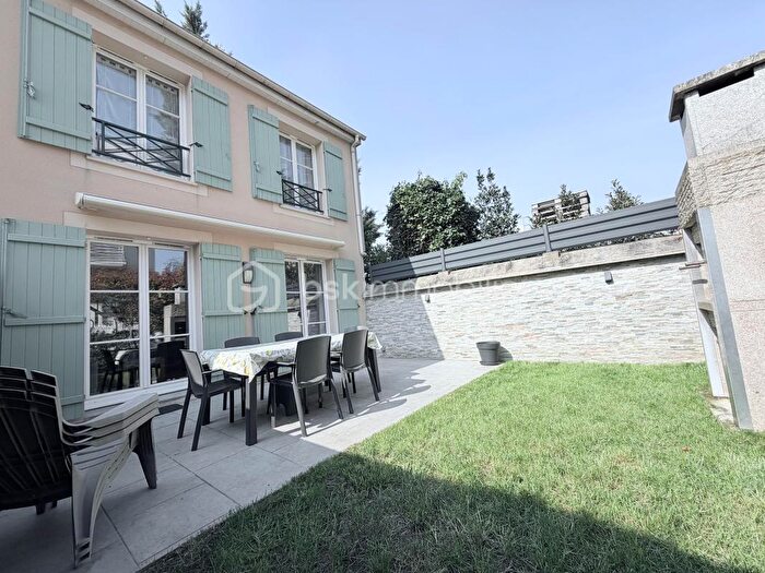 Maison 5 pièces à Corbeil-Essonnes, Pressoir, Prompt, à vendre