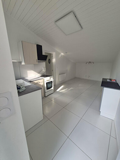 Saintes : Appartement 1 pièce à louer