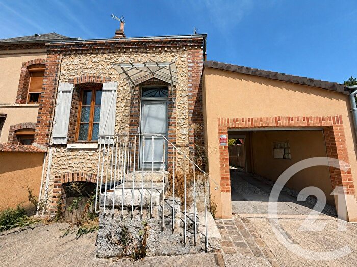Maison 4 pièces à Amilly, à vendre