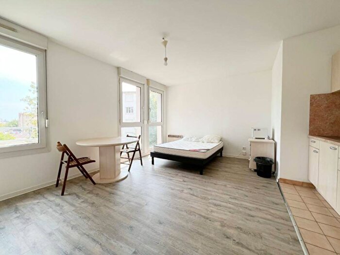 Appartement à louer - Garibaldi, Chalon-sur-Saône - 1 pièce