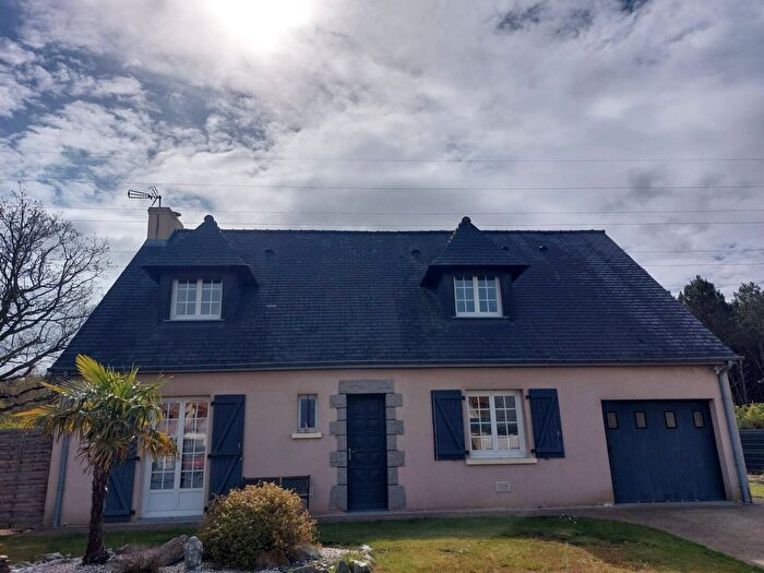 Maison à louer - Montfort-le-Gesnois - 5 pièces - 3 chambres