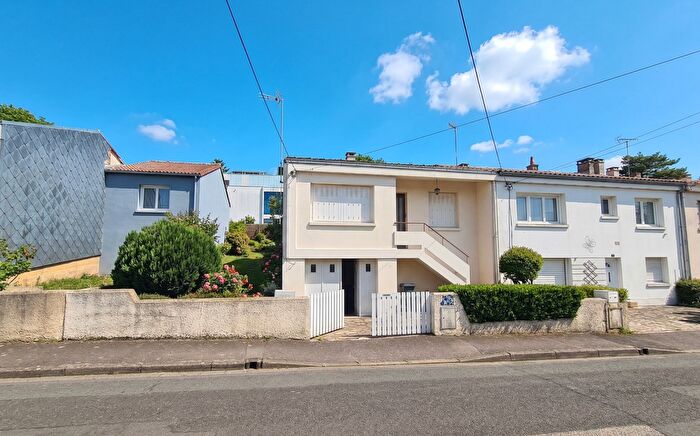Maison 5 pièces à vendre - La Roche-sur-Yon, Pyramides, Jean-Yole