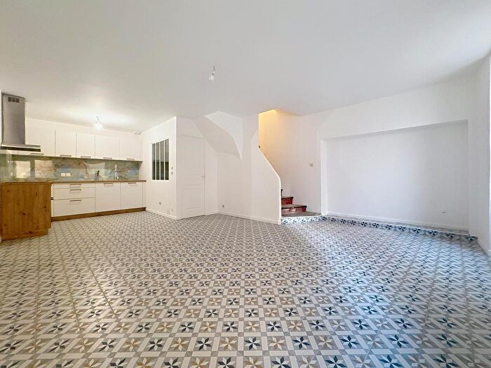 Maison à vendre - Castelnau-de-Guers - 4 pièces - 3 chambres