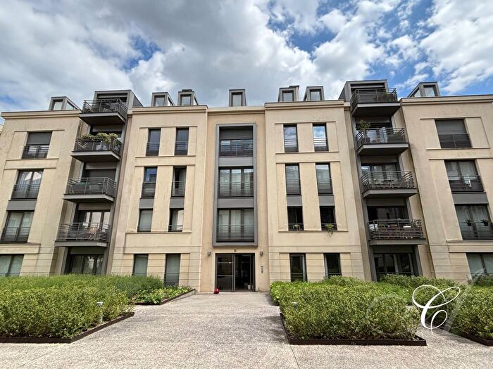 Appartement 1 pièce à Notre Dame, Versailles, à louer