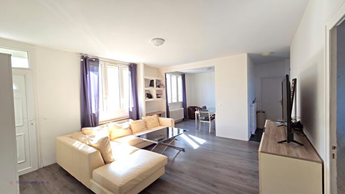 Maison 4 pièces à vendre à Bléré