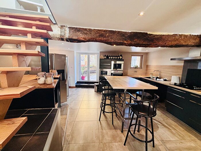 Maison à vendre - Verniolle - 8 pièces - 5 chambres