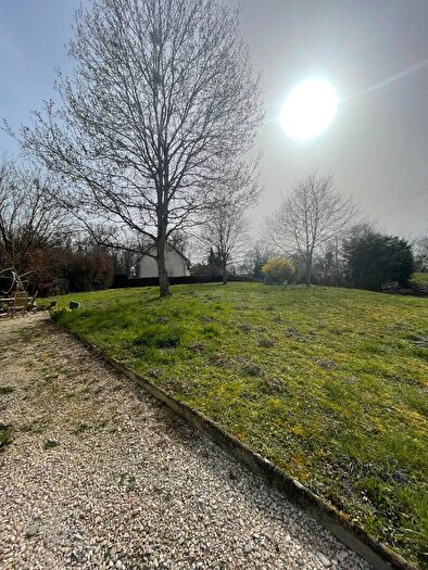 Maison à louer - Villefrancon - 4 pièces - 3 chambres