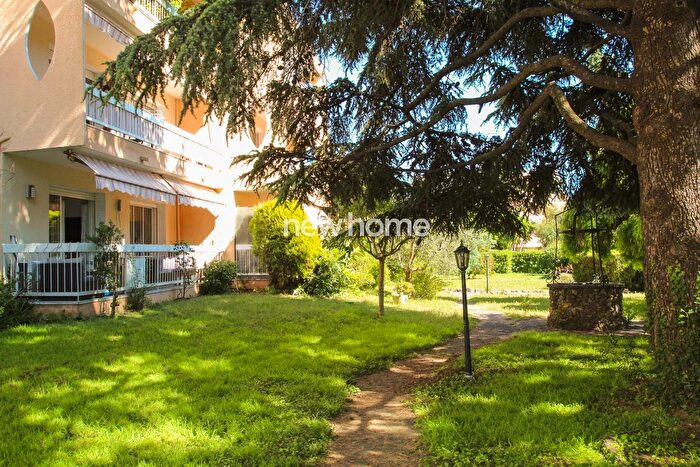 Appartement à vendre - Antibes - 3 pièces - 2 chambres