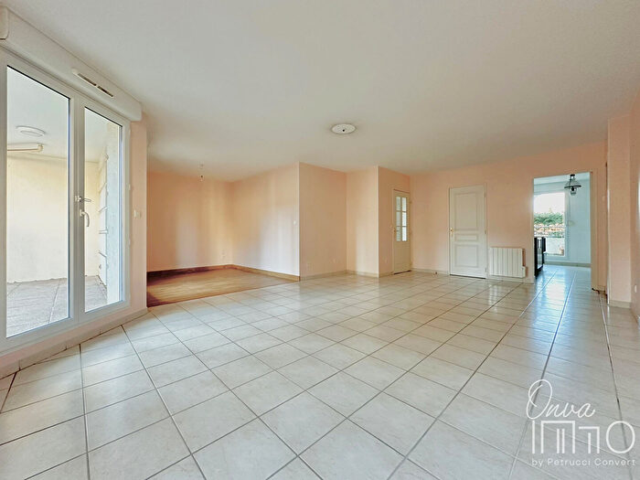 Appartement à vendre - Lyon e , Monchat - 4 pièces - 2 chambres