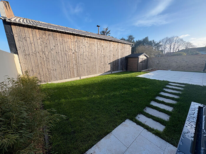 Maison à louer - Saint-Aubin-des-Ormeaux - 4 pièces - 3 chambres