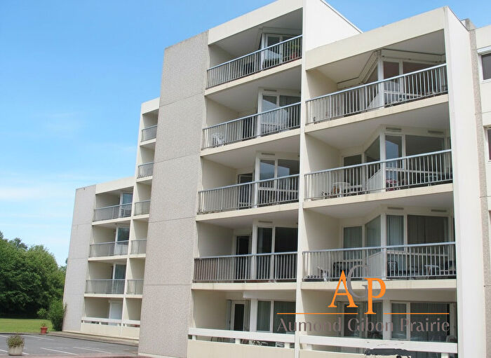 Appartement 4 pièces à vendre à Caen, Saint-Jean Etudes, Saint-Gilles