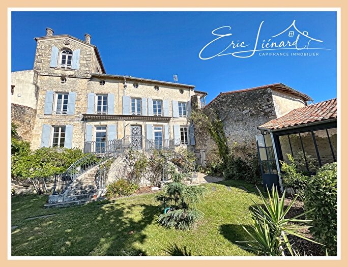 Maison à vendre - Saint-Maixent-lécole - 12 pièces - 9 chambres