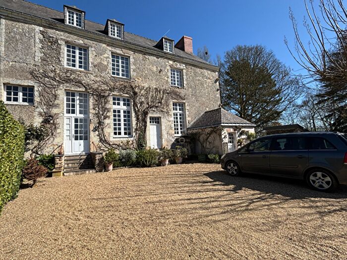 Maison à vendre - Saint-Laurent-des-Mortiers - 6 pièces - 4 chambres