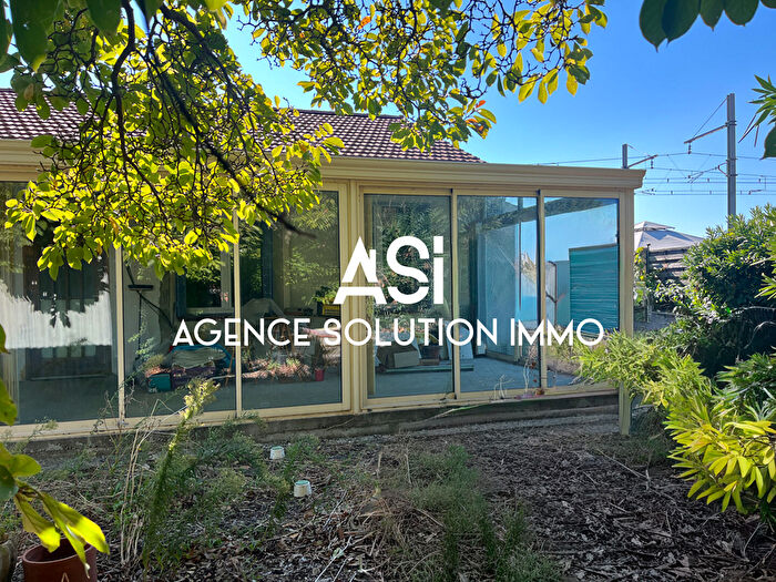 Maison à vendre - Saint-Montan - 3 pièces - 2 chambres