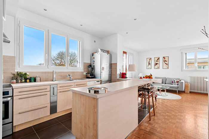 Appartement à vendre - Saint-Germain-en-Laye, Alsace, Péreire - 5 pièces - 3 chambres