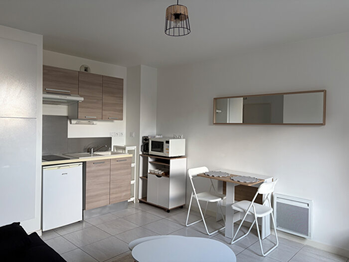 Appartement à louer - Nantes, Sainte-Thérèse, Rond-Point de Vannes - 1 pièce - 1 chambre