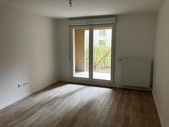 Appartement à louer - Bobigny, Centre-ville - 3 pièces - 2 chambres