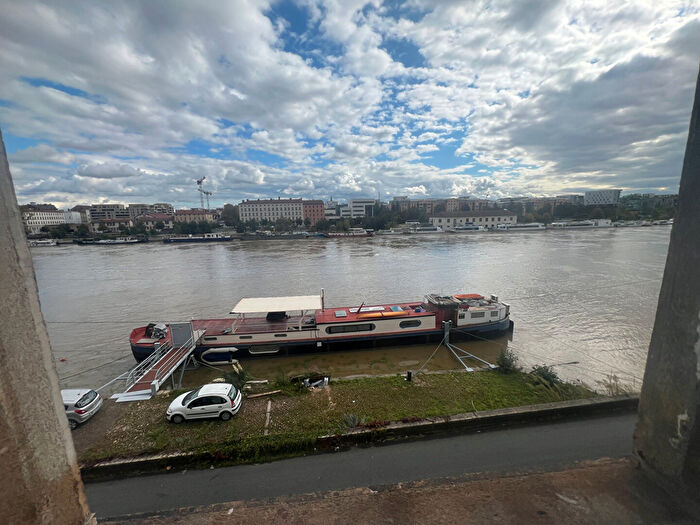 Appartement à louer - Lyon e , Quartiers anciens - 2 pièces - 1 chambre