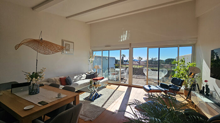 Appartement à vendre - Bandol - 4 pièces - 2 chambres
