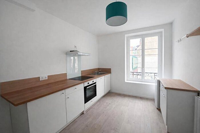 Appartement à louer - Rural Est, Tulle - 2 pièces - 1 chambre