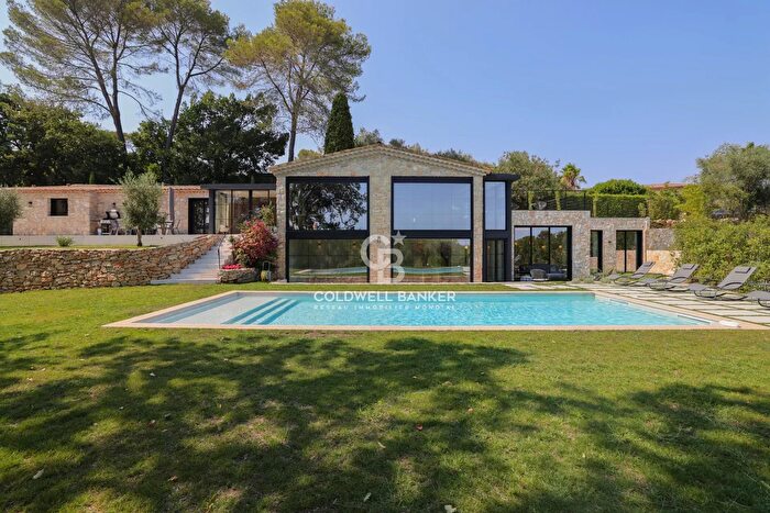 Maison à vendre - Valbonne, Bourerelle, Saint-Hélène, Font Martine - 7 pièces - 5 chambres