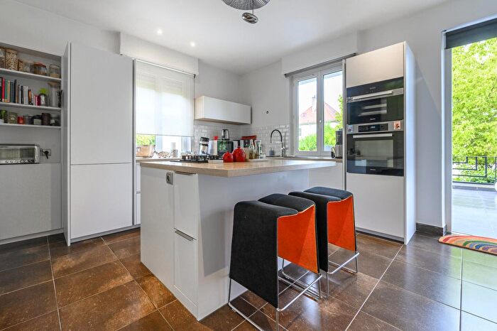 Maison à vendre - Strasbourg, Neudorf, Etoile, Gare, Schluthfeld - 8 pièces - 6 chambres