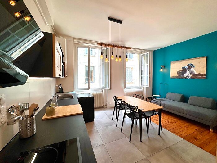 Saint-Étienne, Centre-ville, Peuple, Chavanelle : Appartement 3 pièces à louer