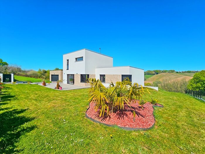 Maison à vendre - Serres-Castet - 5 pièces - 3 chambres