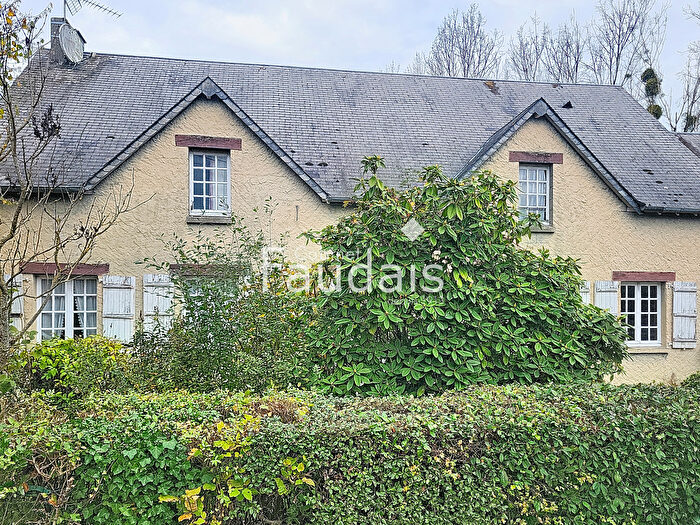Maison à vendre - Quettreville-sur-Sienne - 11 pièces - 7 chambres