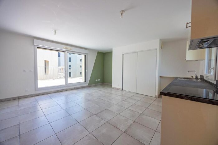 Appartement 4 pièces à louer à Nantes, Eraudière, La Marrière, Rond-point de Paris