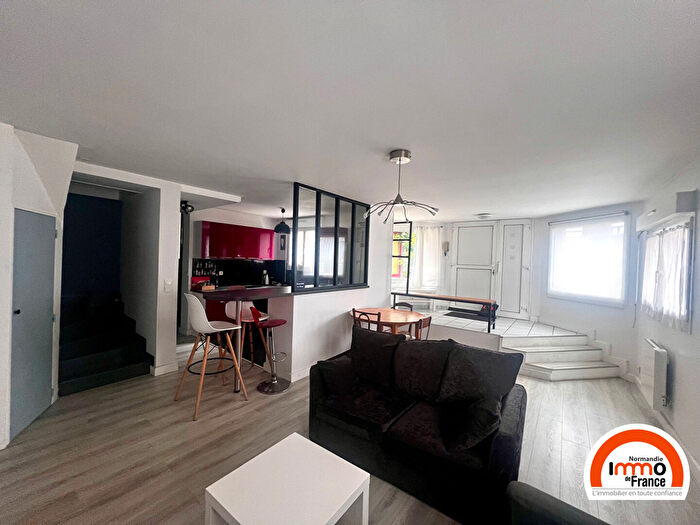 Maison à louer - Rouen, Gare - 4 pièces - 3 chambres