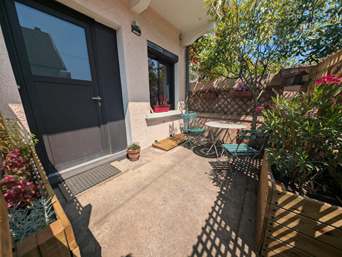 Appartement à vendre - Cran-Gevrier, Centre-ville, Le Vernay, Les Iles - 2 pièces - 1 chambre