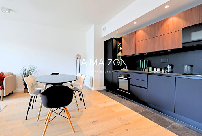 Appartement à vendre - Lille, Centre-ville, Euralille - 5 pièces - 3 chambres