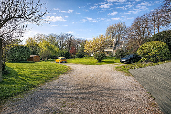 Maison à vendre - Plabennec - 7 pièces - 5 chambres