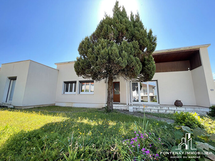 Maison 7 pièces à vendre - Fontenay-le-Comte, Les Moulins, La Gare