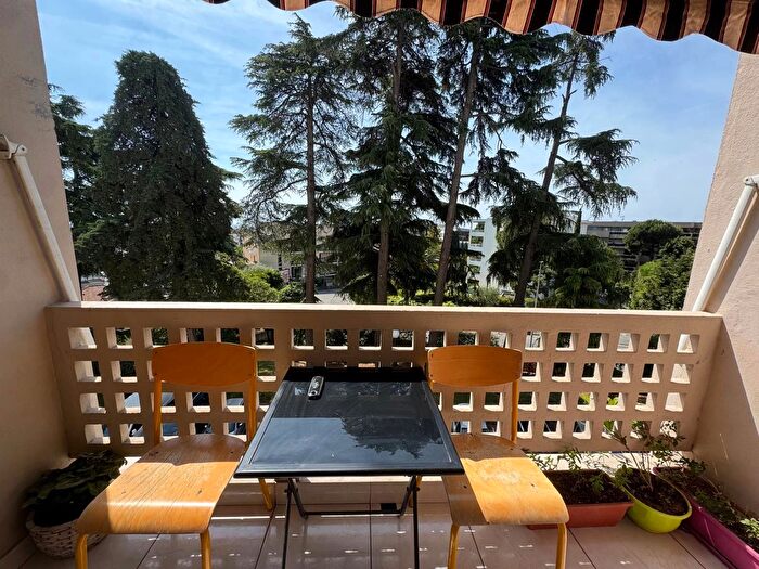 Appartement 4 pièces à vendre à Nice, Caucade