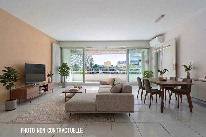 Appartement à vendre - Marseille e , Saint-Giniez - 4 pièces - 3 chambres