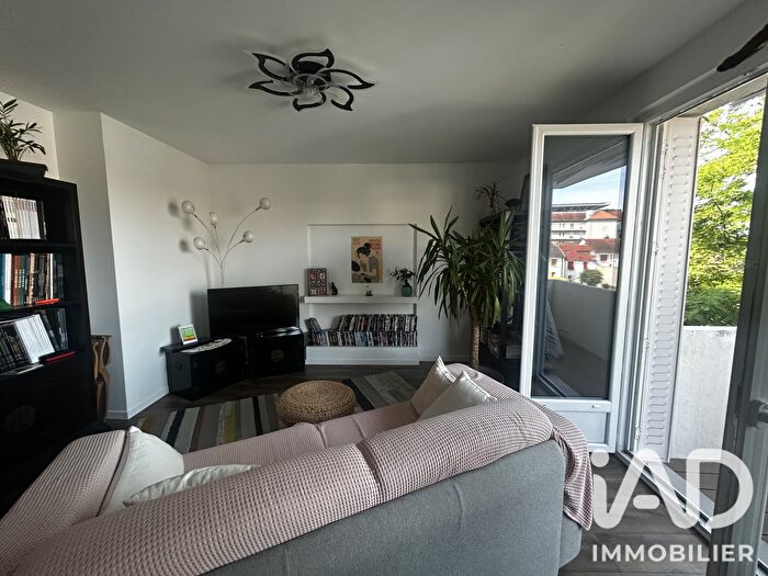Appartement 4 pièces à vendre - Montluçon, Centre-ville, Les Forges