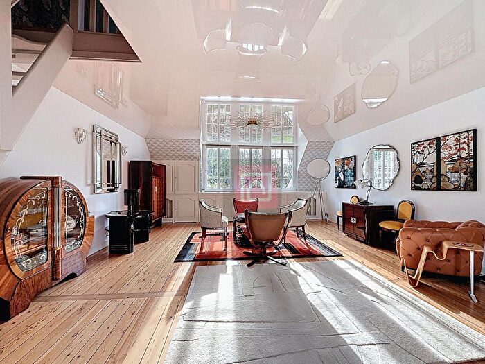 Appartement à vendre - Honfleur - 4 pièces - 3 chambres